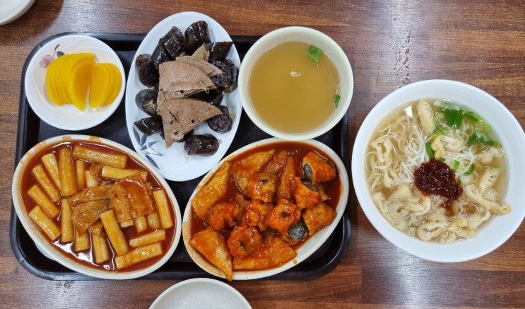 [압구정] 신사시장 떡볶이 쌍둥이네 / 커스텀 커피 : 네이버 블로그