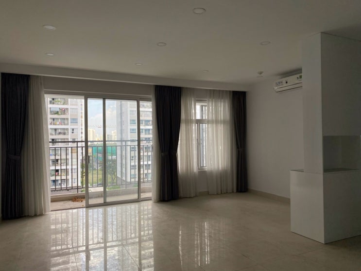 베트남 호치민 푸미흥 냐베 Q7 Sunrise Riverside 썬라이즈 리버사이드 아파트 78m2 노옵션 투룸 렌트 정보 안내 ...