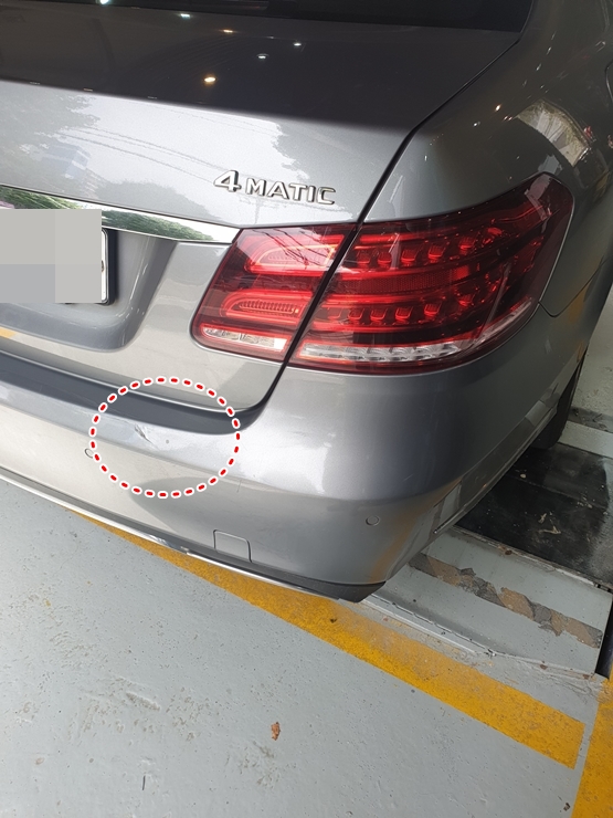 벤츠 E350 792컬러 뒤범버 찍힘 페인트 터짐으로 인한 범버 부분도색 복원 수리 파워덴트칼라 네이버 블로그