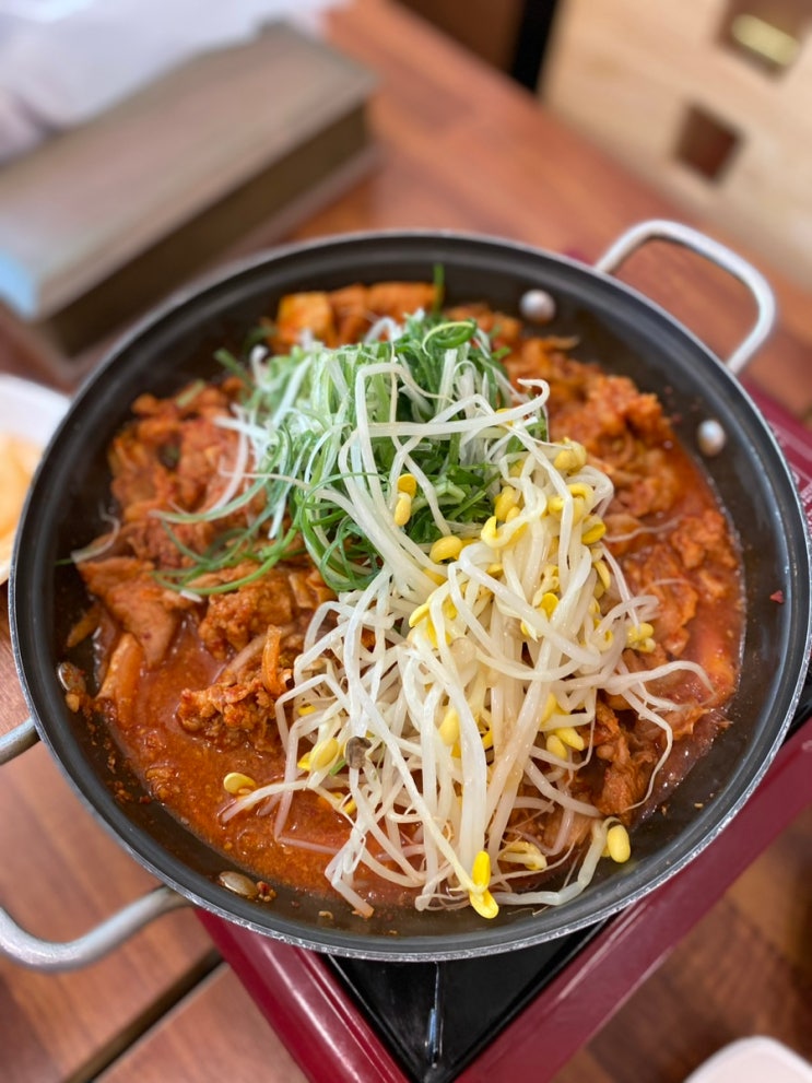 제천 하소동 김치찌개 제육볶음 맛집 ‘하소식당식육점 점심메뉴 추천 내돈내산 네이버 블로그