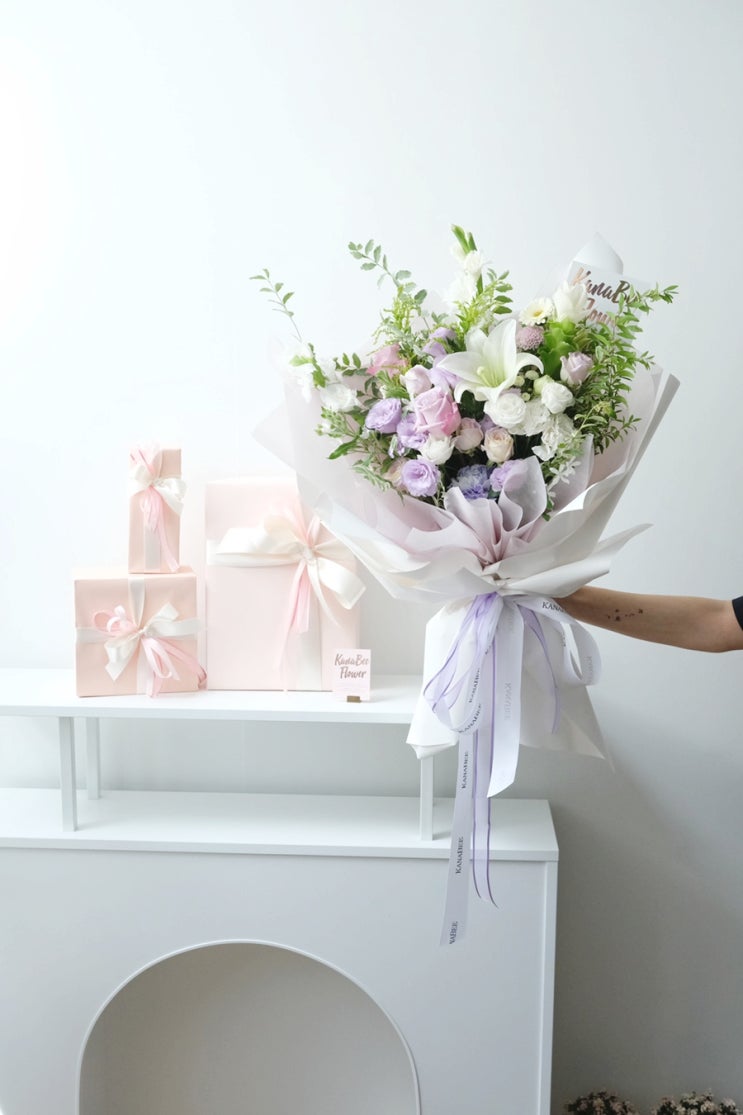 서포트 배우 박은빈님의 생일을 맞이해 주문주신 퍼플톤 꽃다발 And 선물포장 강남꽃집 범계꽃집 카나비플라워 네이버 블로그