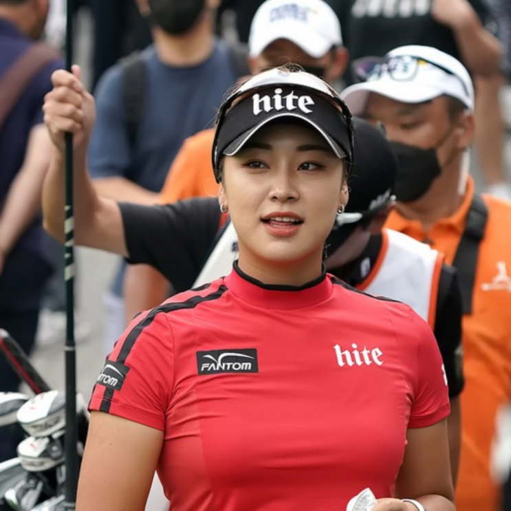 KLPGA도 윤이나 프로에게 3년 출전 정지 징계 (여자골프) - 대한골프협회에 이어... 그러면 해외 진출은? : 네이버 블로그