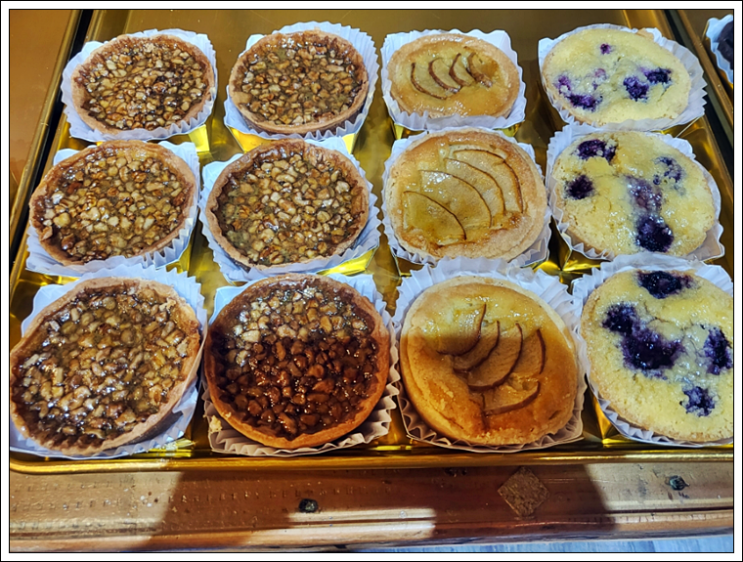 가평빵순례지 달맞이빵 베이커리카페 제과명인이 만드는 맛있는곳! : 네이버 블로그