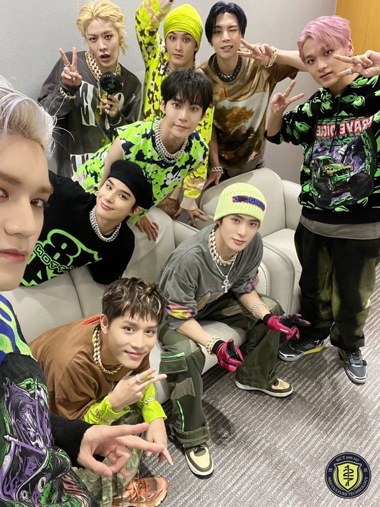 NCT 127 엔시티 127 ‘질주 (2 Baddies)’ - The 4th Album : After Release (1 ...