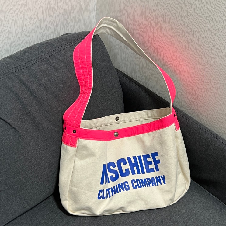 미스치프 가방 MSCHF NEWSLETTER BAG 후기 : 네이버 블로그