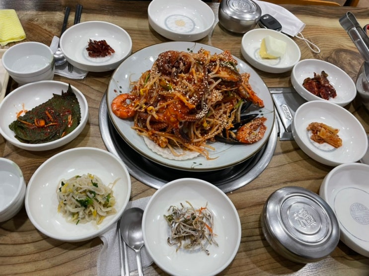 사천여행첫째날공항수속 렌트카 함버지기밀면 삼천포 메가박스 삼천포대교야경 해물찜 네이버 블로그