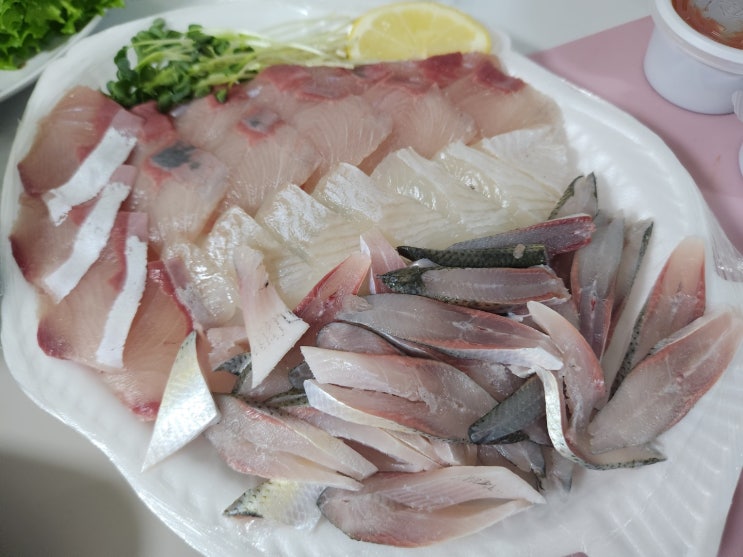 [광진구맛집] '바다여행' 회 배달(전어회+활어회) : 네이버 블로그