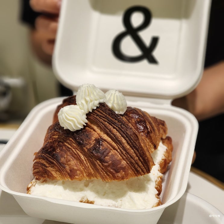 부산동래맛집 베이커리카페 버터풀앤크리멀러스 롯데백화점 동래점 데이트코스 Butterful And Creamorous 네이버 블로그