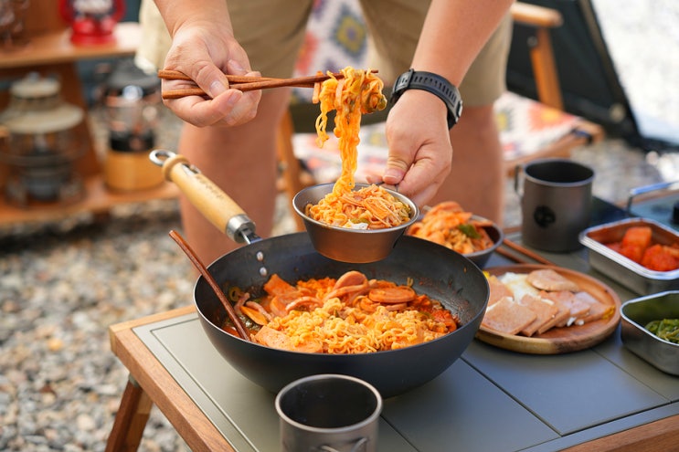 캠핑먹거리 백종원밀키트 제주 금악 부대찌개 빽햄 캠핑장 차박 음식 추천 네이버 블로그