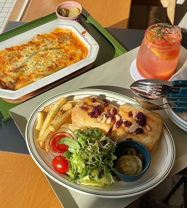 용인기흥 우드 감성 인테리어가 돋보이는 브런치 맛집 카페 르호 네이버 블로그
