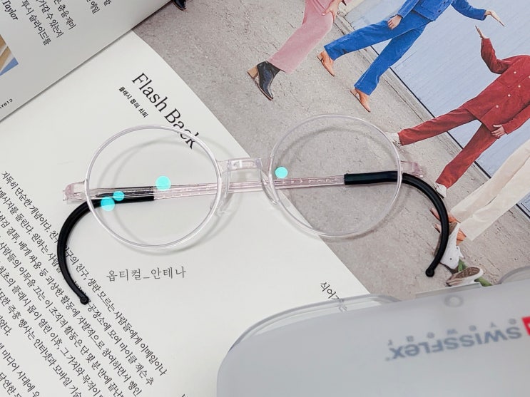 가장 가볍고 튼튼한 어린이안경 스위스플렉스 Swissflex 와 가성비 좋은 수입렌즈 펜탁스 160 A Fit 완성안경