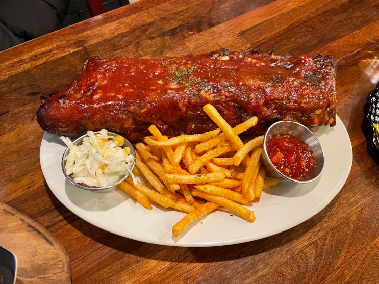 [버뮤다삼각지] 삼각지역 용리단길 폭립 찐 맛집, 가성비 넘침 : 네이버 블로그