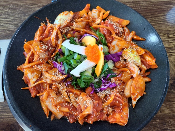 【제주도 우도】 로뎀가든 ) 제주도맛집 / 우도맛집 / 원조한라산볶음밥 / 한치흑돼지주물럭 / 퍼포먼스 / 우도핫플 : 네이버 블로그