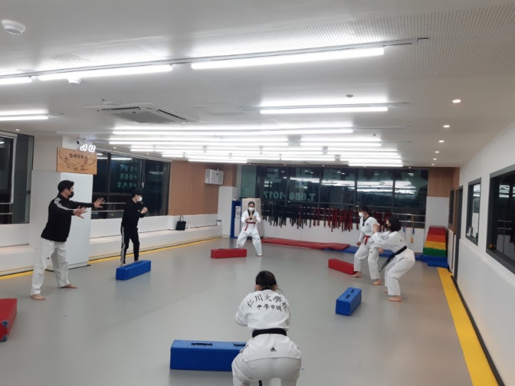 인천 송도동 성인 태권도 운동 취업과 연애 군대의 필수 조건 태권도 검은띠 따러 오세요 다이어트가 안 될 수가