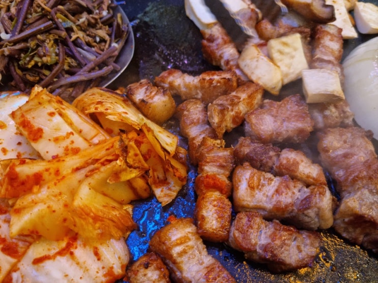 고등동맛집 고사리꽃삼겹이 맛있는 완백부대찌개삼겹살 성남고등점 : 네이버 블로그