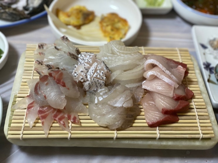 부산 동래구 온천장 자연산 횟집 골목 노포 회 코스 현지인 맛집 바다향기 네이버 블로그