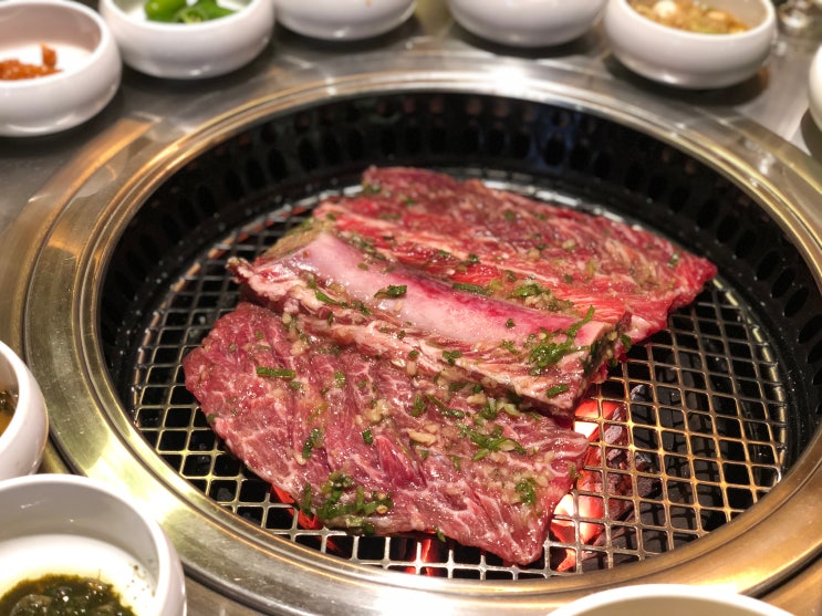 남영동 맛집 청기와타운 남영점 레트로 감성의 힙한 갈비집 콜키지프리 수원왕갈비 네이버 블로그