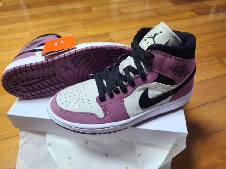 나이키 조던1미드라이트 멀베리(jordan 1 mid se Light mulberry) 래플 당첨~명동 나이키 구매! : 네이버 블로그