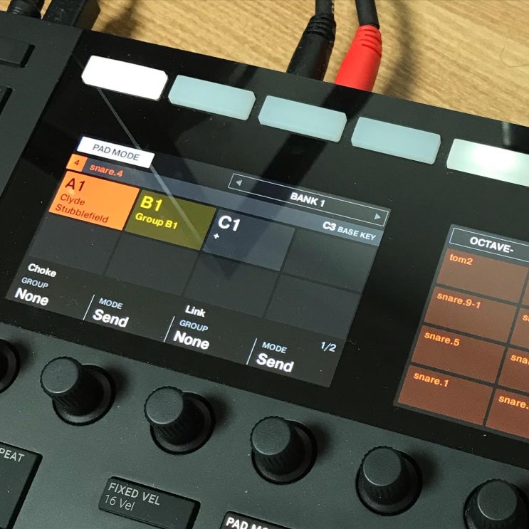 [MACHINE MK3] 전설적인 드러머의 비트를 손쉽게 가지는 법. : 네이버 블로그