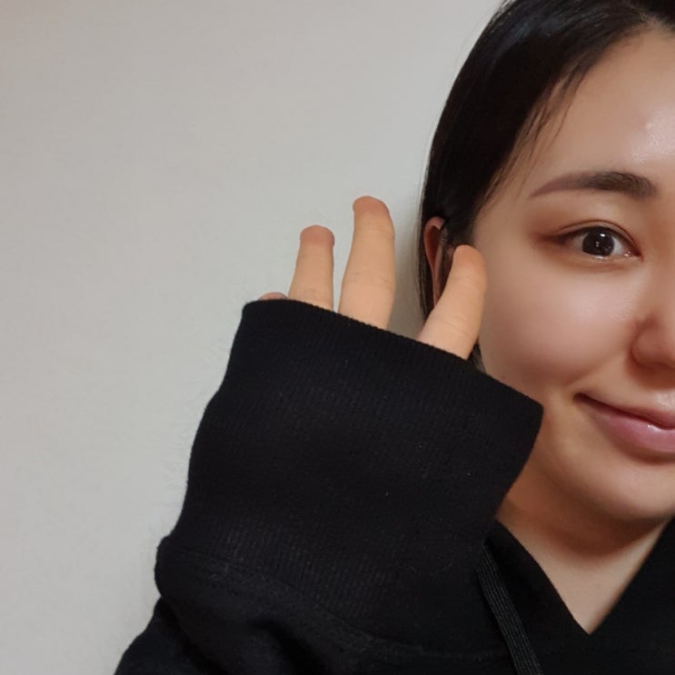 편하고 따뜻한데 핏까지 예쁜 릴렉시즘 기모후드티 : 네이버 블로그