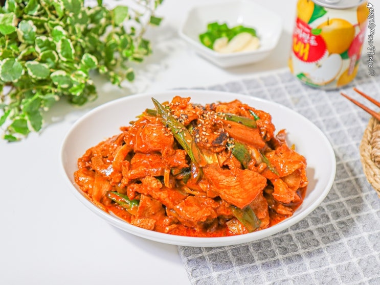 류수영 제육볶음 레시피 갈배제육 만드는법 돼지고기 앞다리살 요리 네이버 블로그