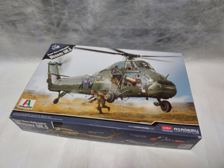 아카데미/ITALERI 1/48 Wessex UH.5 영국 헬기 : 네이버 블로그