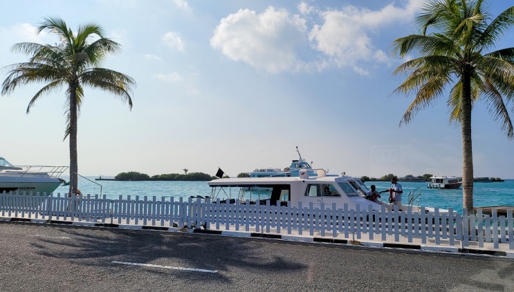 몰디브 신혼여행 : 220222 두바이-말레행 에미레이트 EK652 비즈니스 + 말레공항 도착 : 네이버 블로그