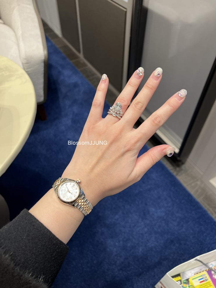 결혼 5주년 선물♥️ 쇼메and브레게 고민 속 Chaumet 조세핀 에그레트 임페리얼로 픽 네이버 블로그