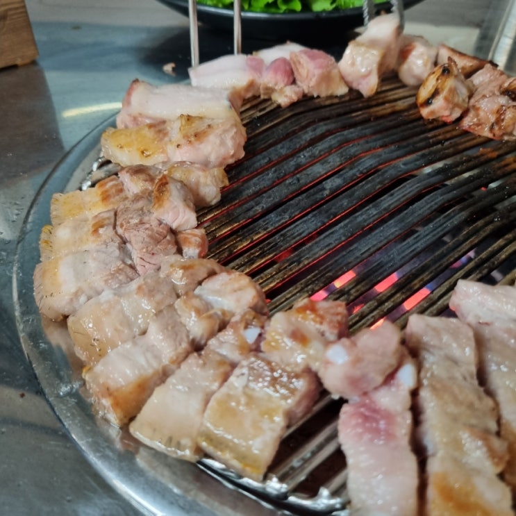 제주도 칠돈가 서귀포맛집 흑돼지근고기 2명이서 1근 먹기 네이버 블로그