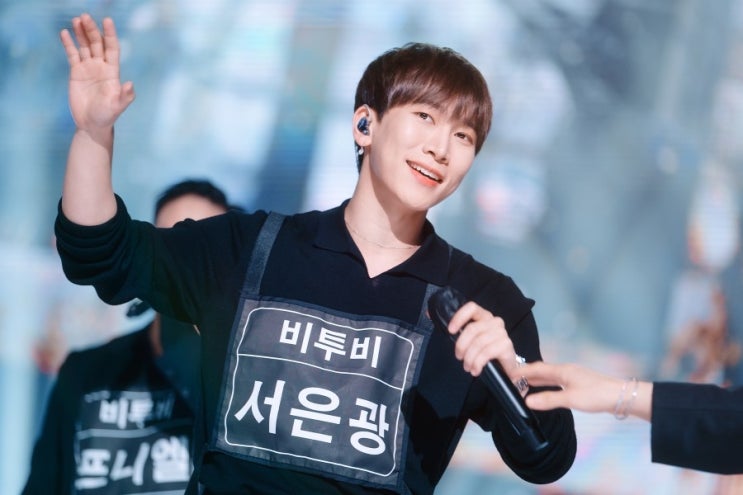 220227 '인기가요 미션포토' : 네이버 블로그