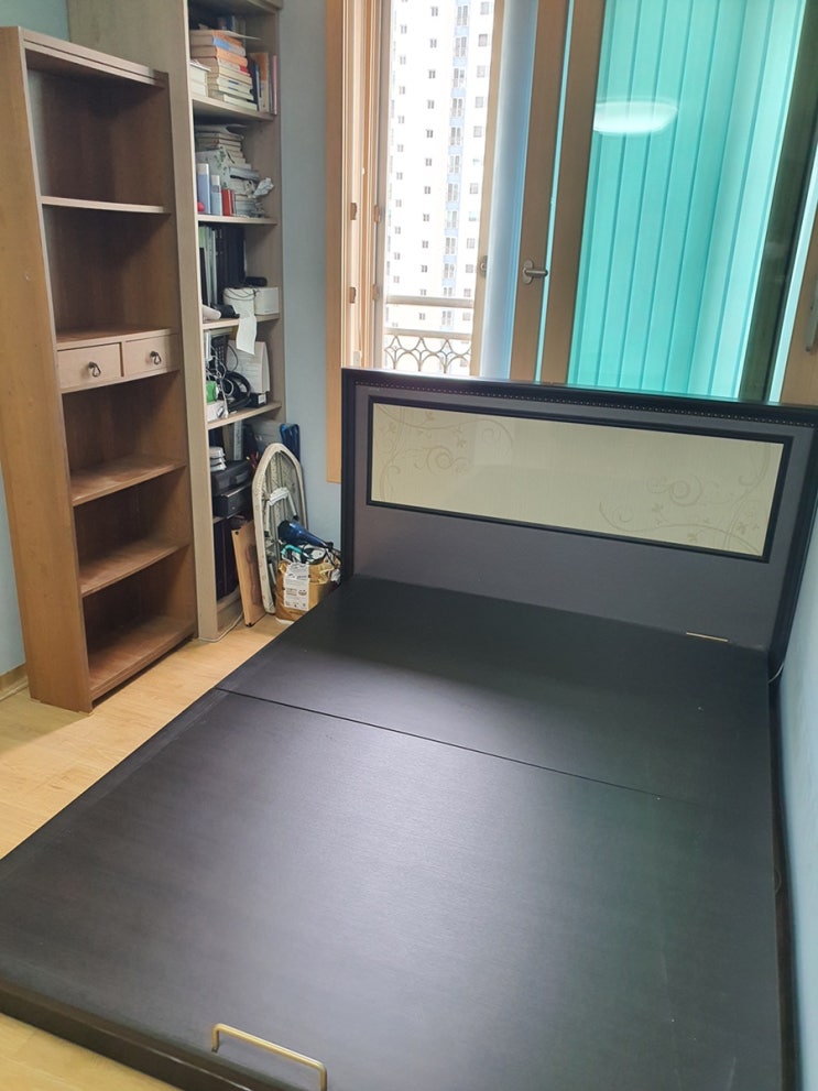 마포구 용강동 책장버리기 침대받침폐기하기 식탁버리는방법 식탁유리 폐기 협탁버리기 교자상버리는법 침대프레임해체 매트리스수거 장롱