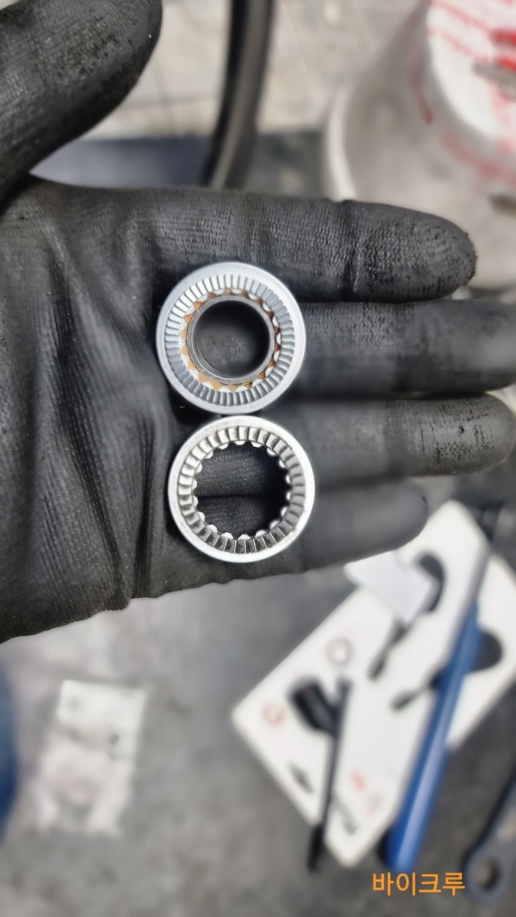 DT 스위스 신형 허브 EXP 54T스타라쳇 교환작업 양평자전거 : 네이버 블로그
