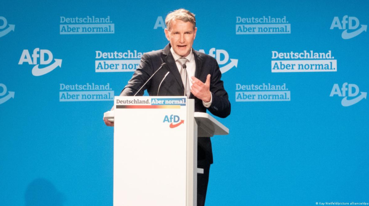 DW 탑테마 번역: 헌법수호청이 감시하는 AfD : 네이버 블로그