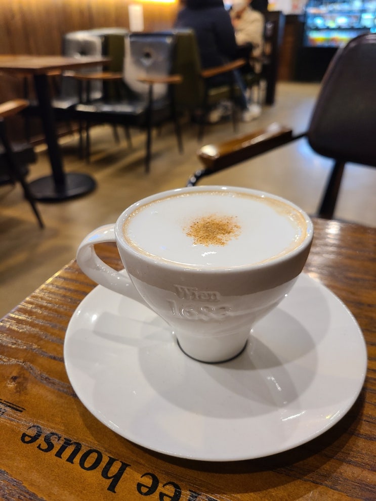 비엔나커피하우스 Wien 1683 원조 오스트리아 비엔나커피를 맛볼수있는 신림 카페프란치스카너 아인슈패너 맛집 네이버 블로그
