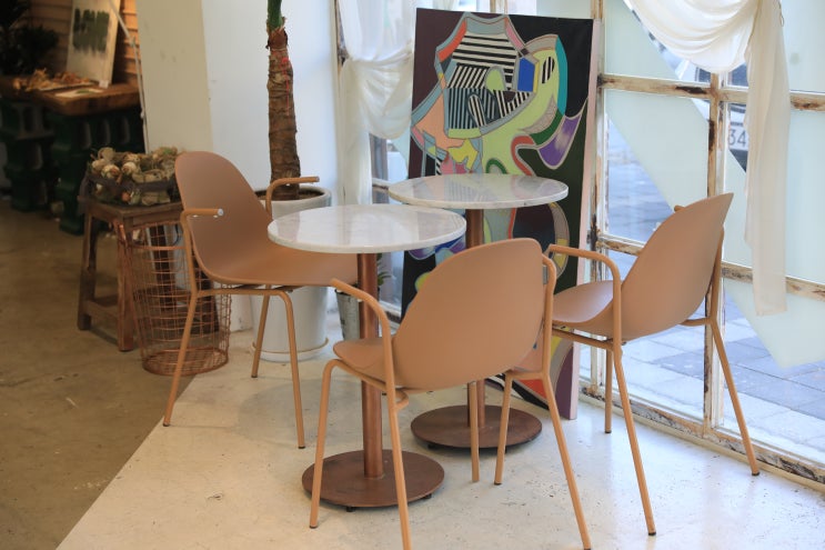 영어공부혼자하기 자동사 happen과 take place 영어단어 차이! : 네이버 블로그