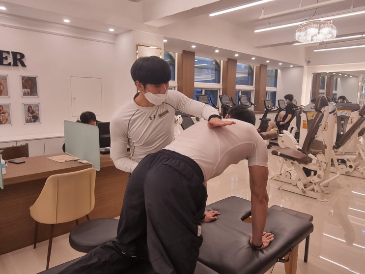 업투 선사역점의 하루 암사동 헬스선사역헬스선사역pt명일동헬스전거근 운동 네이버 블로그
