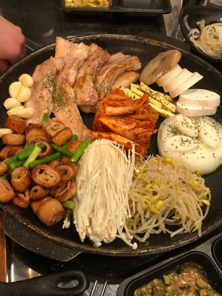 청주대 술집 솥뚜껑삼겹살and막창 뚜껑집 짜장볶음밥이별미 우암동맛집 네이버 블로그