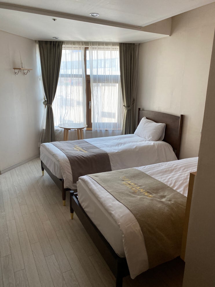 [부산 해운대 호텔/부산 여행 코스 추천] 해운대 마리안느 호텔 솔직 후기 - 위생부터 모든 게 실망 : 네이버 블로그