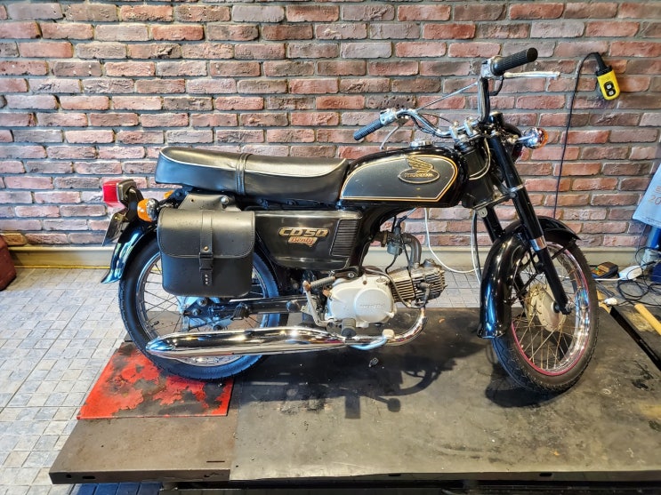 혼다 벤리90 정비 및 디테일 하기~ : 네이버 블로그