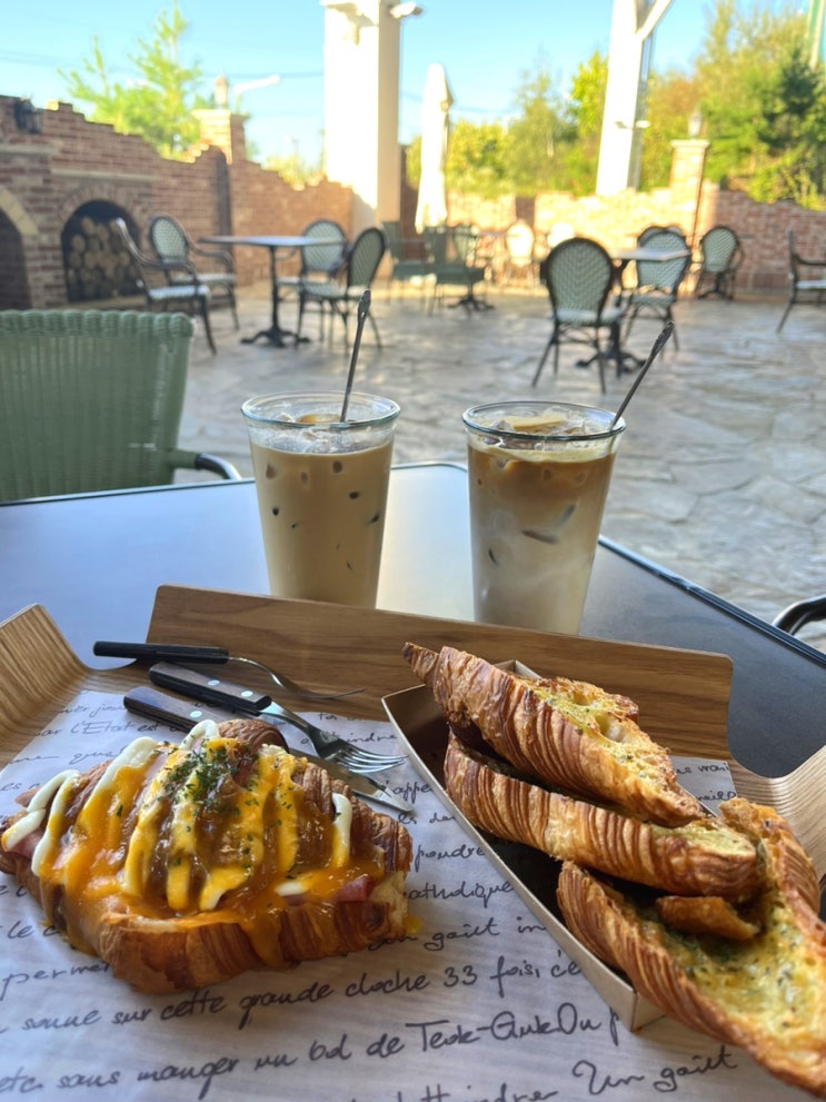 파주 대형 베이커리 카페 벙커힐☕️ 네이버 블로그