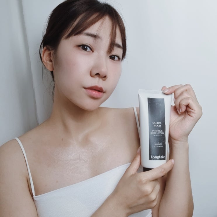 올리브영추천템 롱테이크 샌달우드 우디향 바디로션 후기 향 보습 네이버 블로그