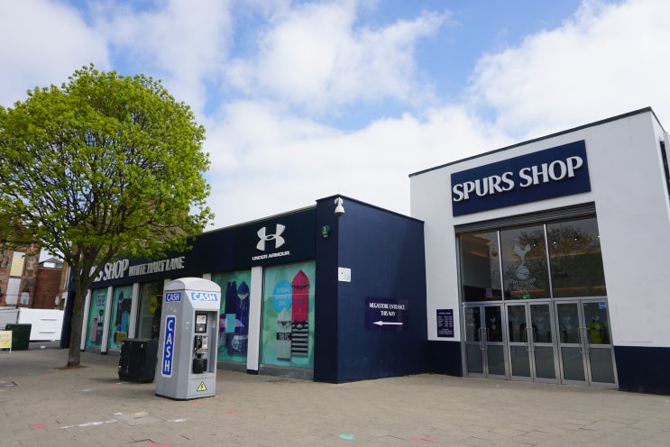 [여자 혼자 유럽축구여행] 추억의 화이트 하트 레인 구경하기, 스퍼스 샵(Spurs Shop) :: 3일차① : 네이버 블로그