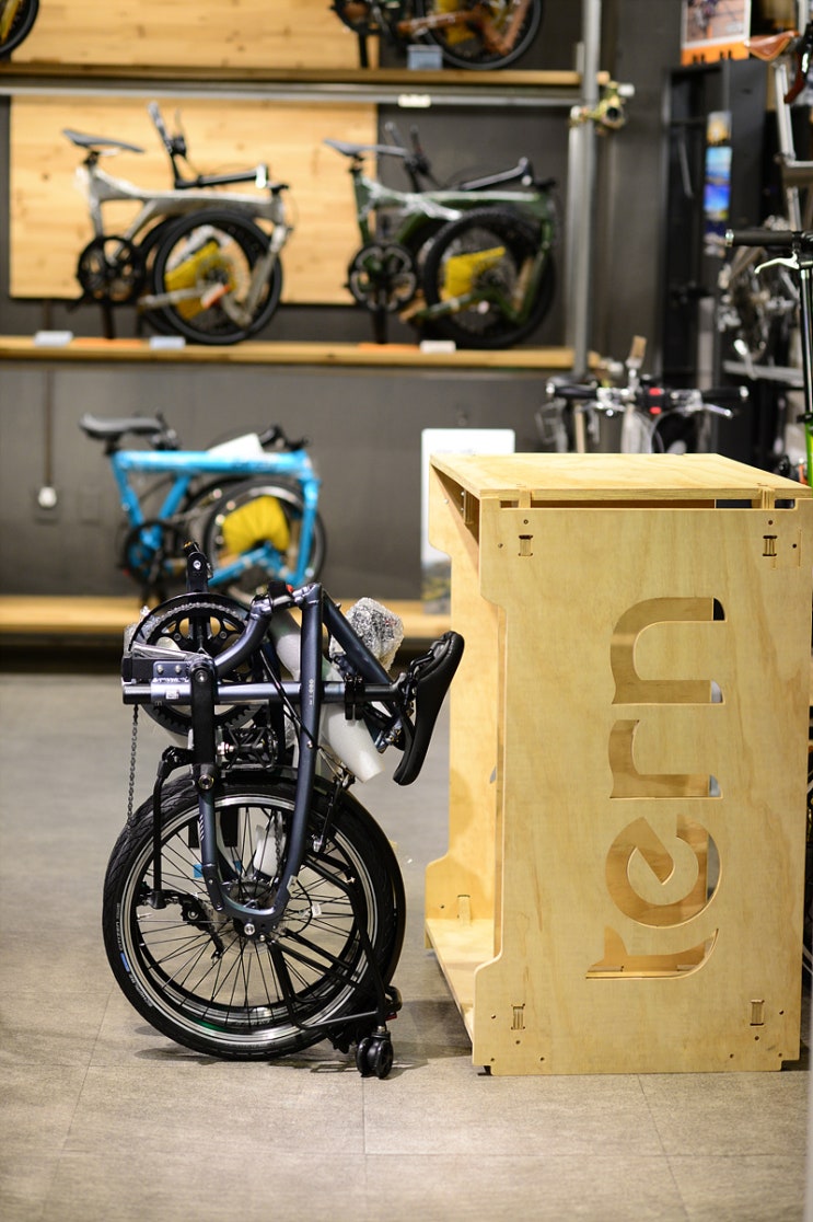 신개념 트라이폴딩 Tern BYB P8 재입고!! : 네이버 블로그