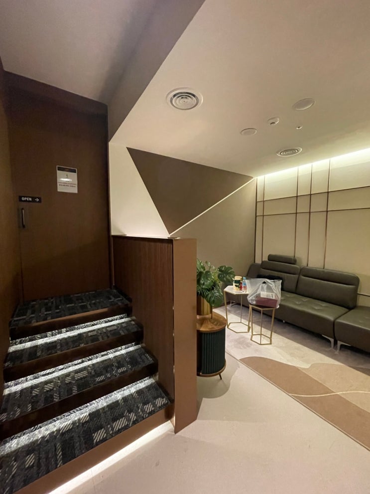 압구정 CGV private box 10만원의 영화_ 가격대비만족도는? : 네이버 블로그