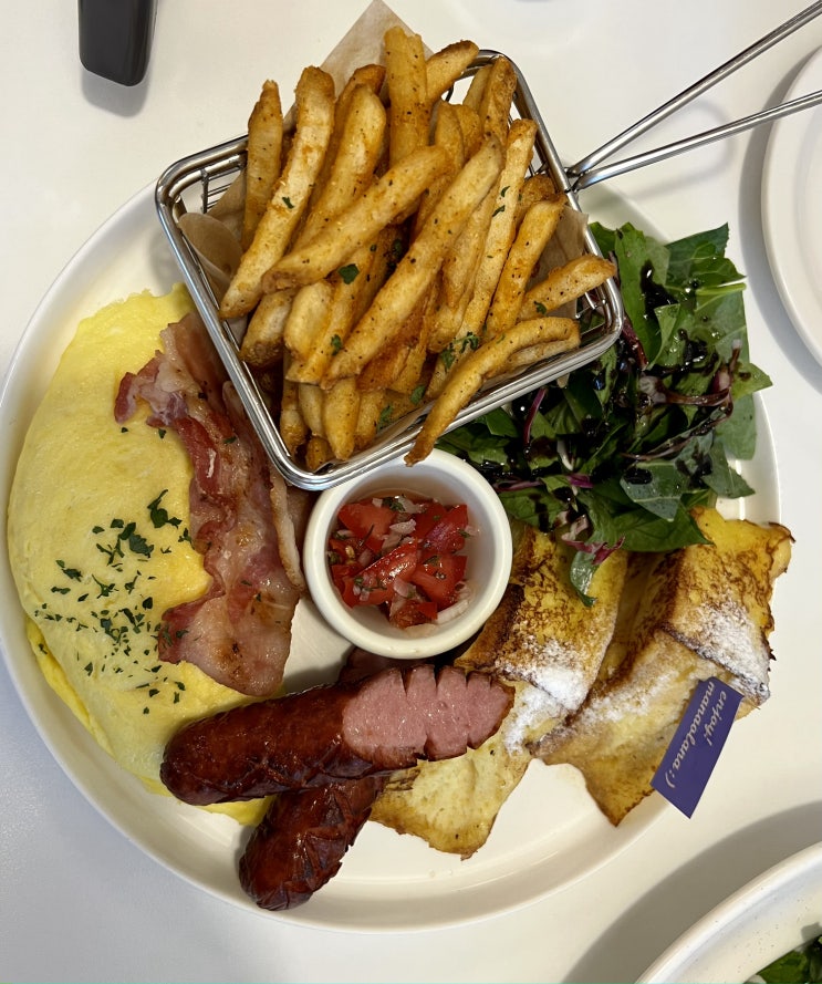 2147번째 식당 / 마나올라나 / 연남: 브런치에 대한 진심 : 네이버 블로그