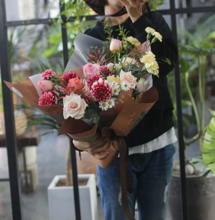 선화동꽃집 오드랑뜨에서 아내에게 선물하는 생일꽃다발로 대흥동꽃배달 갔어요 네이버 블로그