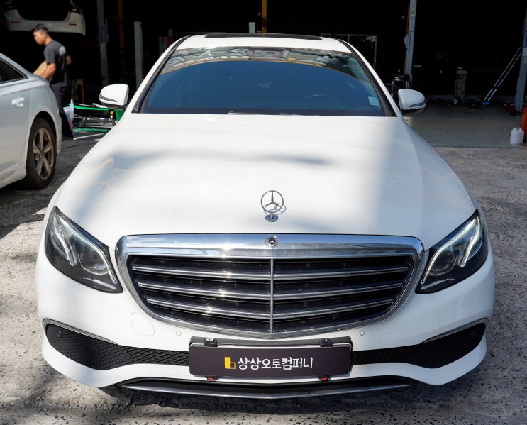 벤츠 W213 E220d 차량 조수석 뒤 측면 휀더도어사이드 스커트 사고 수리 부산튜닝샵 상상오토컴퍼니 네이버 블로그