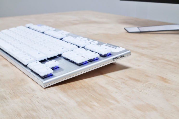 게이밍 키보드 로지텍 G913 TKL 사용기 무선의 매력에 빠지다 : 네이버 블로그