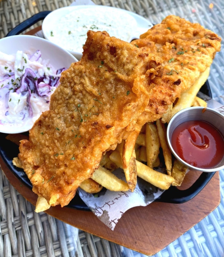 광교 앨리웨이 작은 하와이 "봉주르 하와이" 분위기 맛집, 애견 동반도~ 전참시 이영자 송팀장도 갔다. : 네이버 블로그