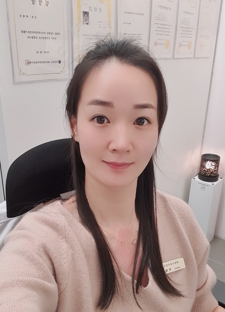 등관리얼굴관리 백혜진피부연구소 가을 이벤트 사하구피부관리이벤트 목어깨가 너무 아파요 피부 각질이 허옇게 일어나고 너무